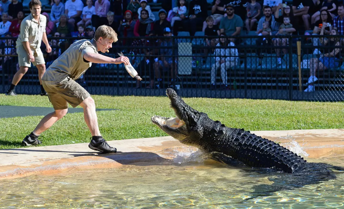 7 Ways to say G’day in Queensland | Queensland