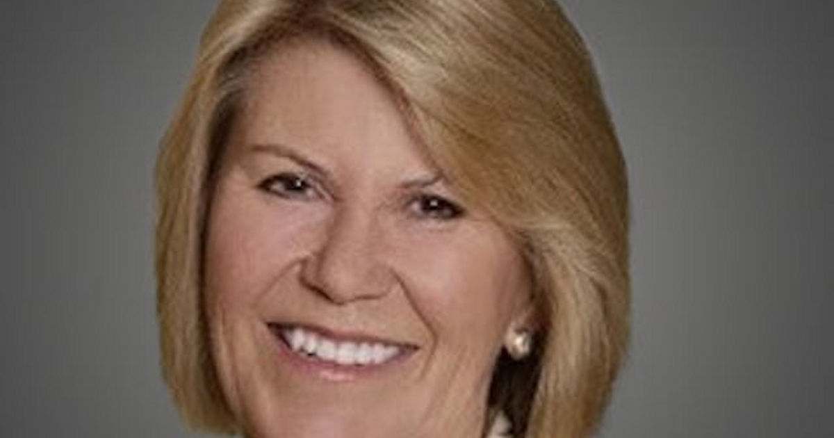 Carol Lindstrom | Our Leadership | Genpact