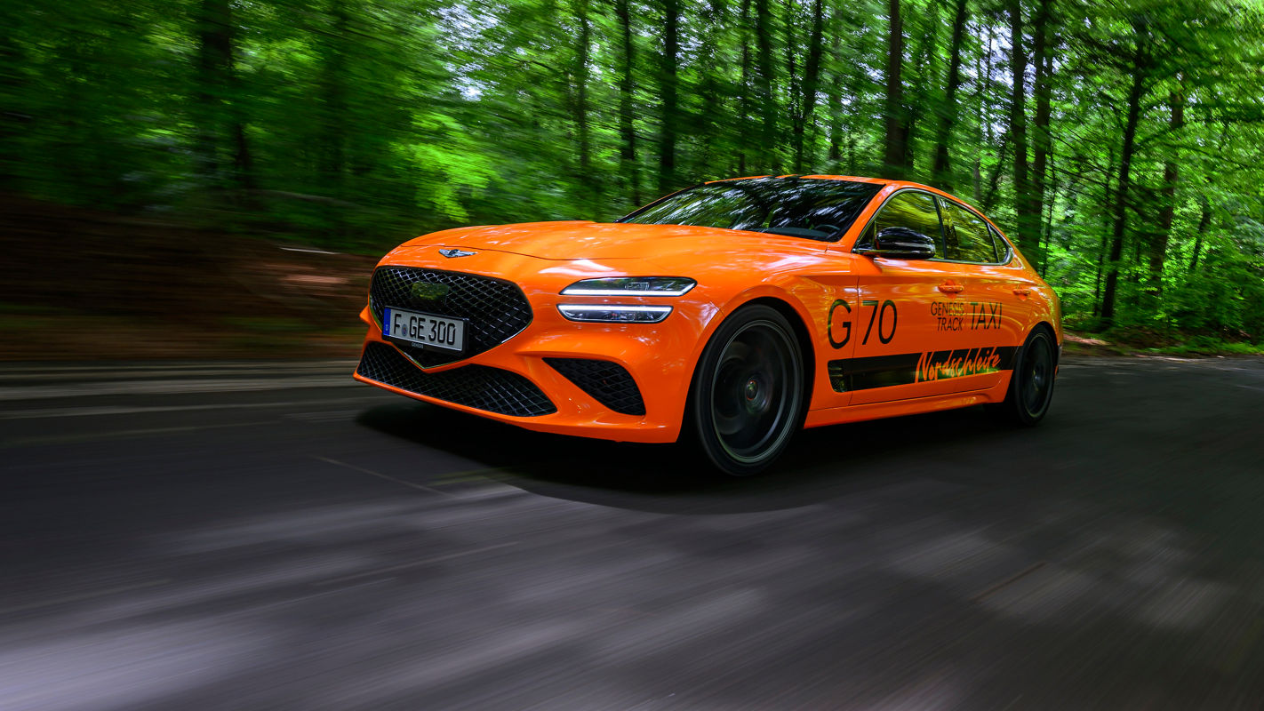 Genesis Track Taxi Nordschleife | Genesis