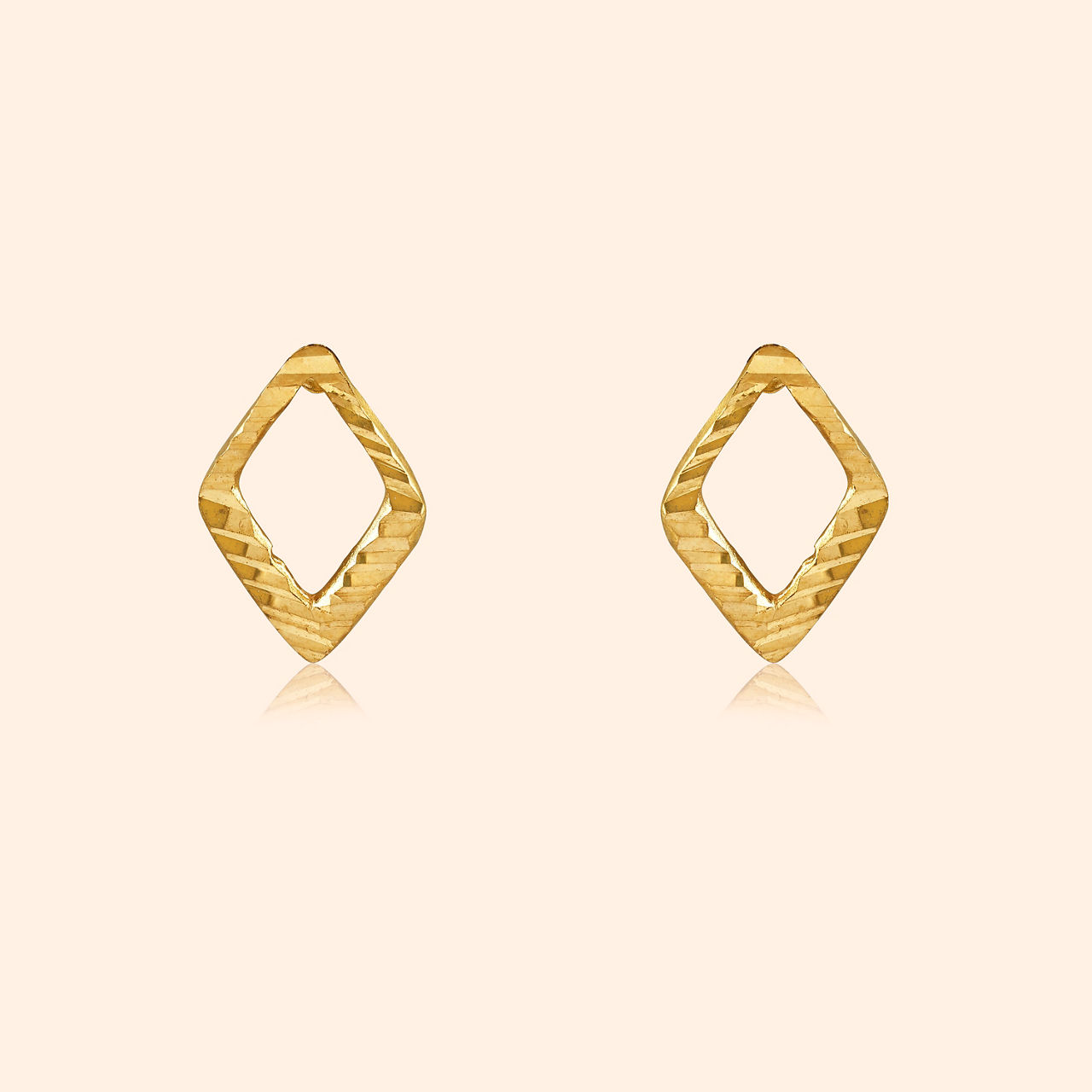 Amarae Gold Plain Earrings By Indriya - Aditya Birla Jewellery