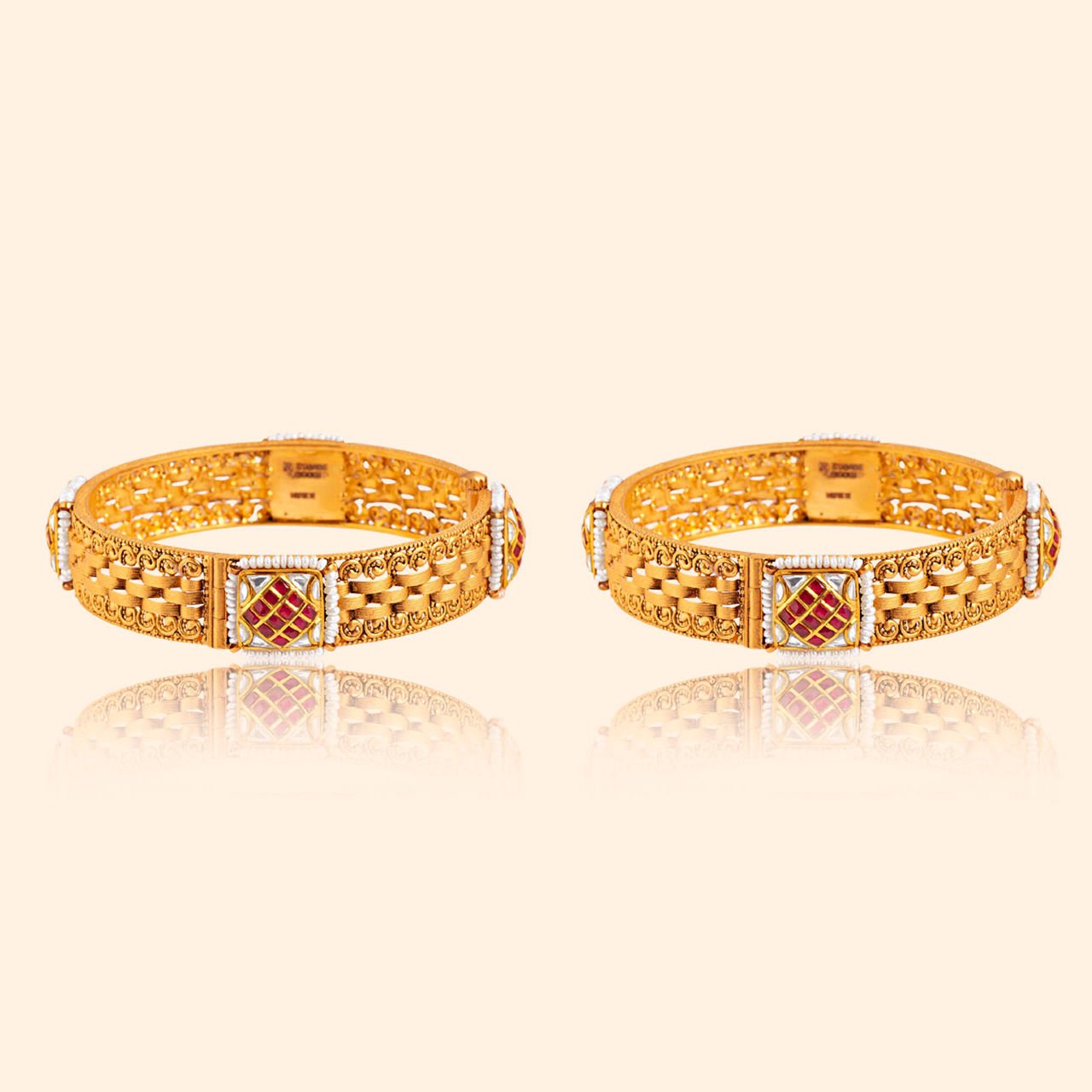 Utsav Gold Bangles By Indriya - Aditya Birla Jewellery